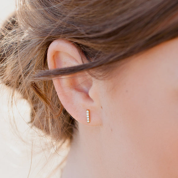Hawthorne_studs_on_grande.jpg?v=1571438521